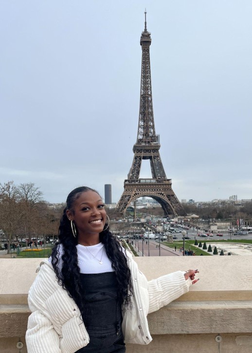 Scholarships and Opportunities for Language Students